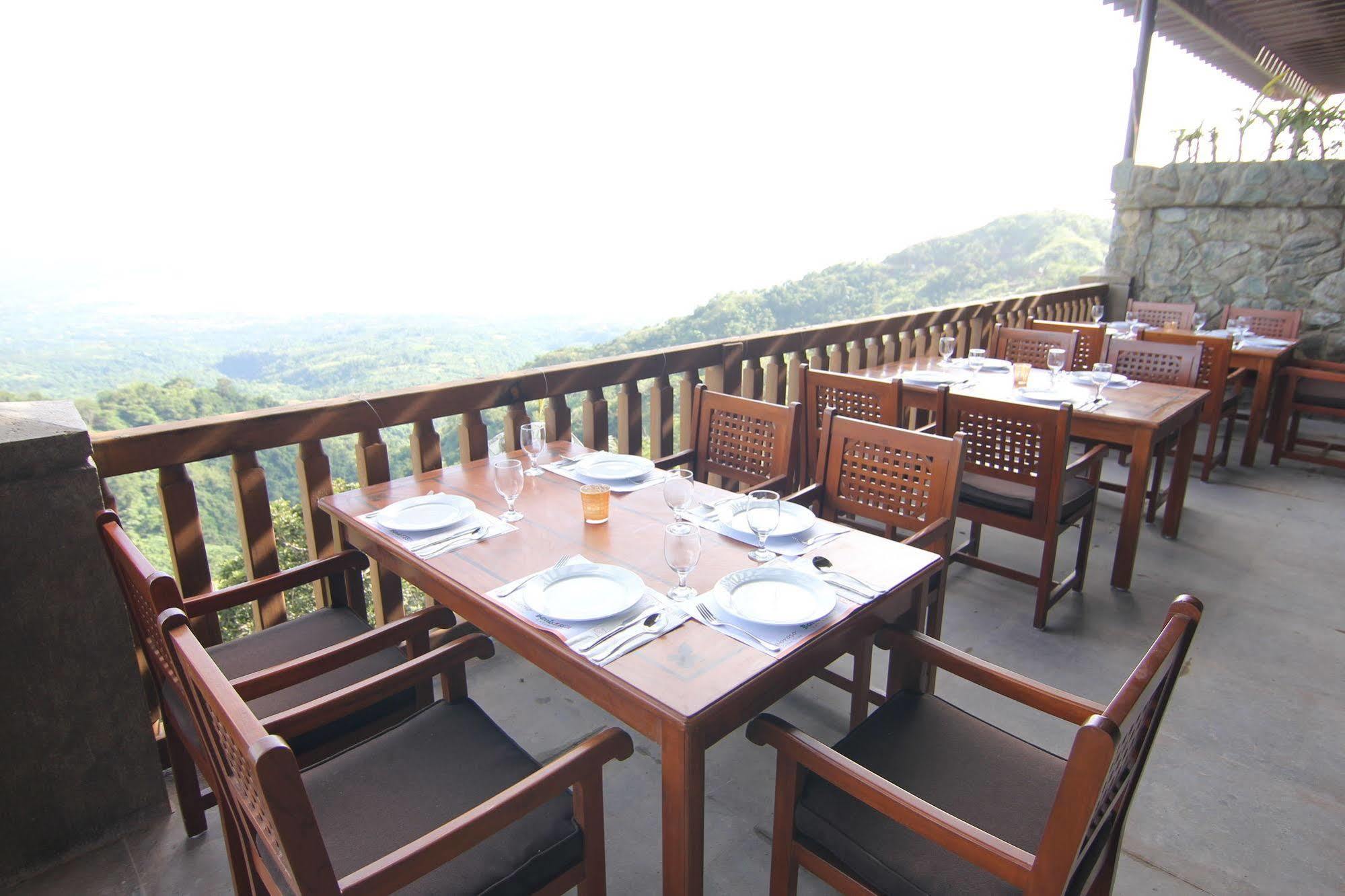 HOTEL ALTA D TAGAYTAY | ⋆⋆⋆ | TAGAYTAY CITY, PHILIPPINES | SEASON DEALS ...